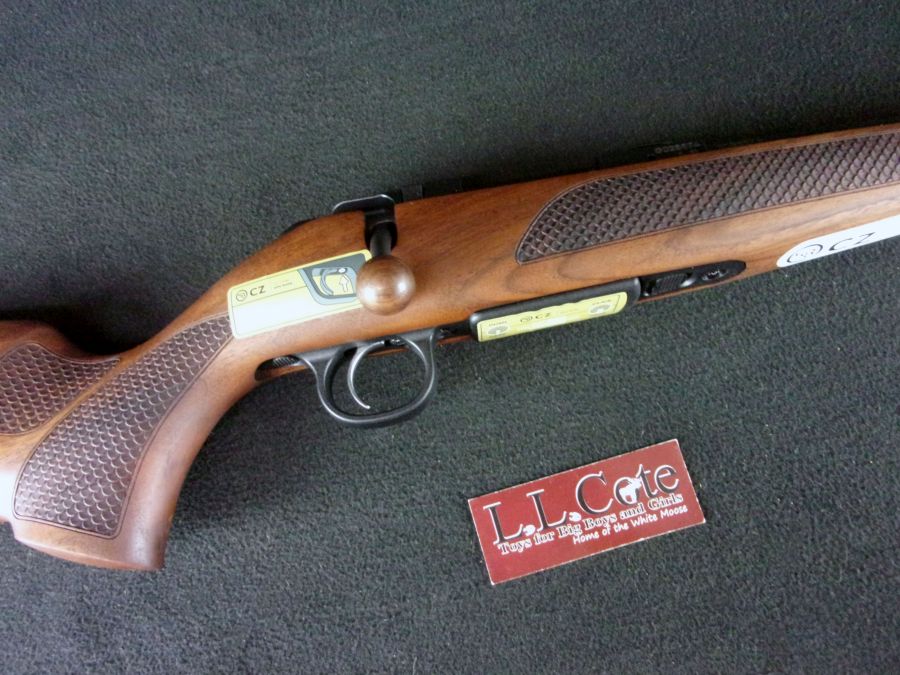 CZ 600 Lux Bavarian 300 Win Mag 24" Walnut NEW 07304 - Bolt Action Rifles at GunBroker.com ...