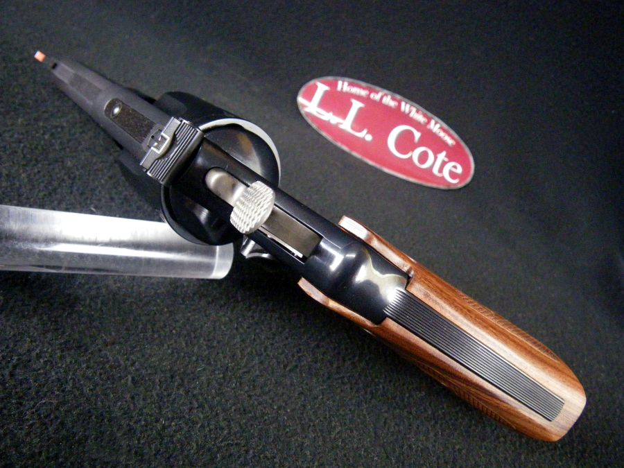 Smith&Wesson Model 29 Classics 44mag 4" NEW 150254 - Revolvers at ...