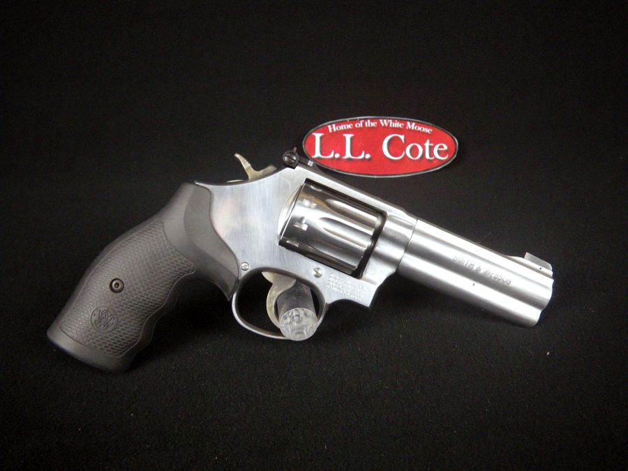 Smith & Wesson Model 617 22LR 4" 10 Rnd NEW 160584 - Revolvers at ...