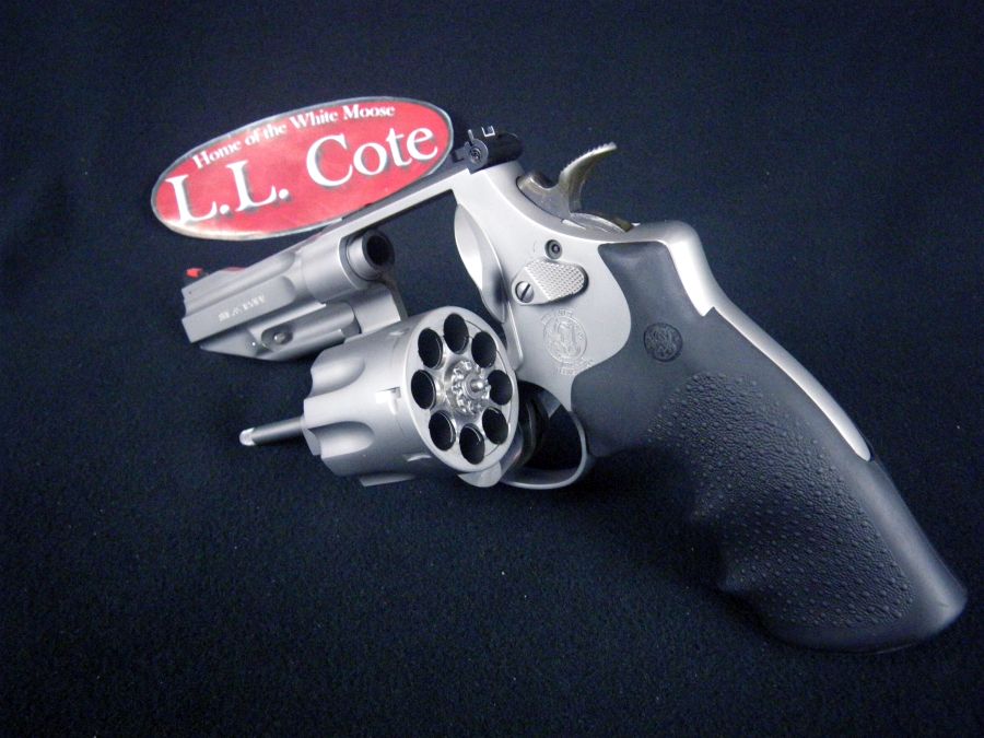 Smith & Wesson Model 627 Pro Series 357Mag 4" NEW 178014 - Revolvers at ...