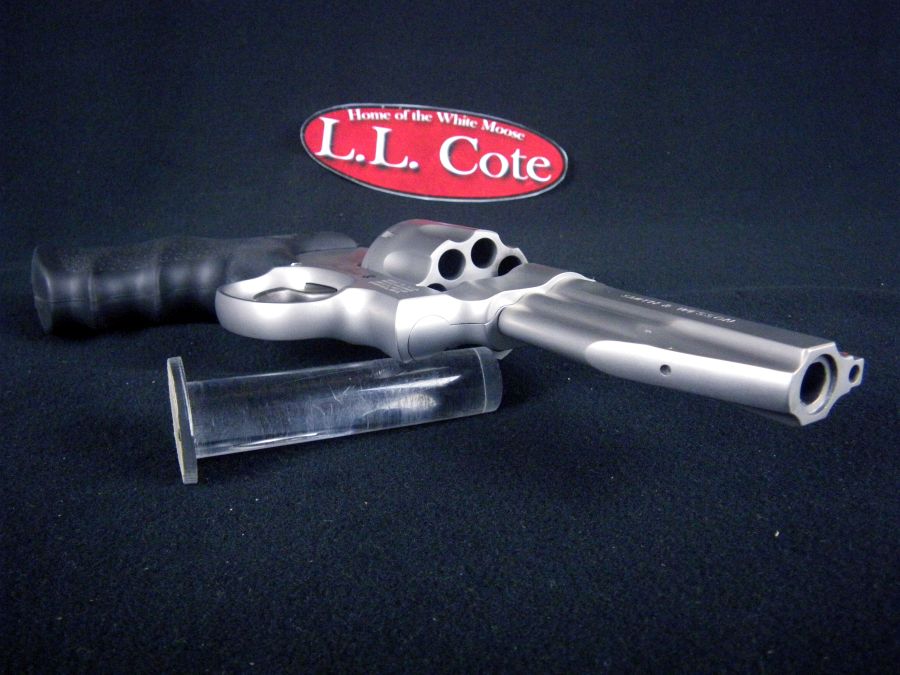 Smith & Wesson Model 627 Pro Series 357Mag 4" NEW 178014 - Revolvers at ...