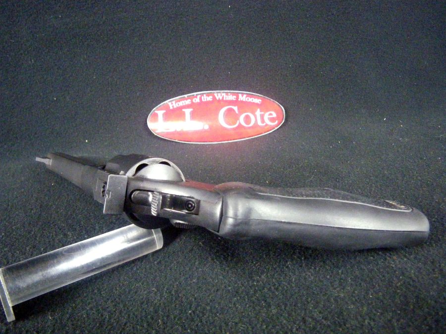 Taurus Model 66 Blued 357mag 6" NEW 2-660061 - Revolvers at GunBroker ...