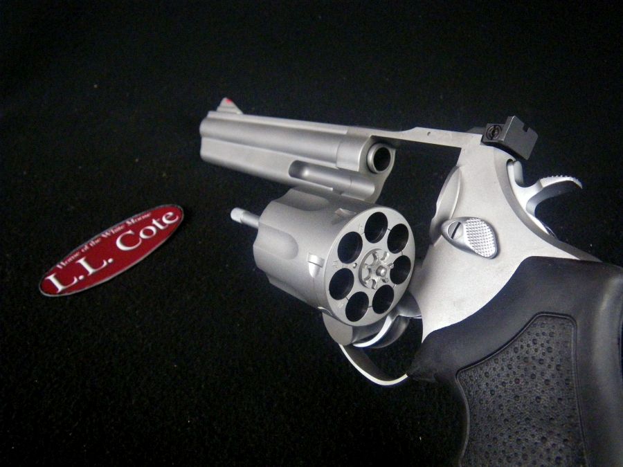 Taurus Model 66 Stainless 357mag 6" NEW 2-660069 - Revolvers at ...
