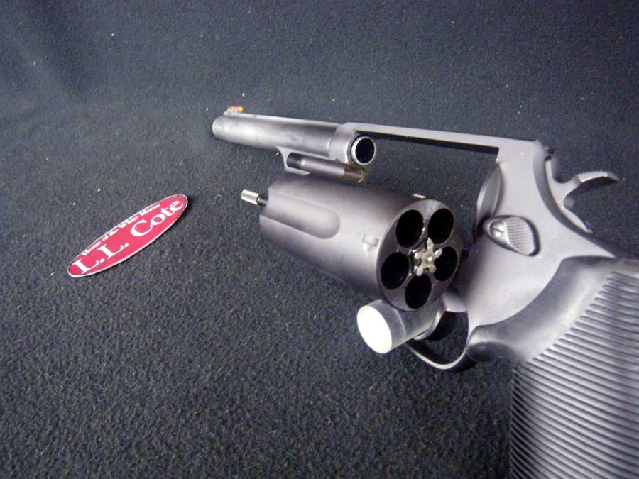 Taurus Judge Blued 410ga/45colt 6.5" NEW 5rnd - Revolvers at GunBroker ...